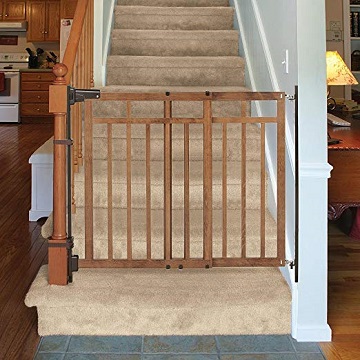 Summer Infant Banister and Stair Baby Gate